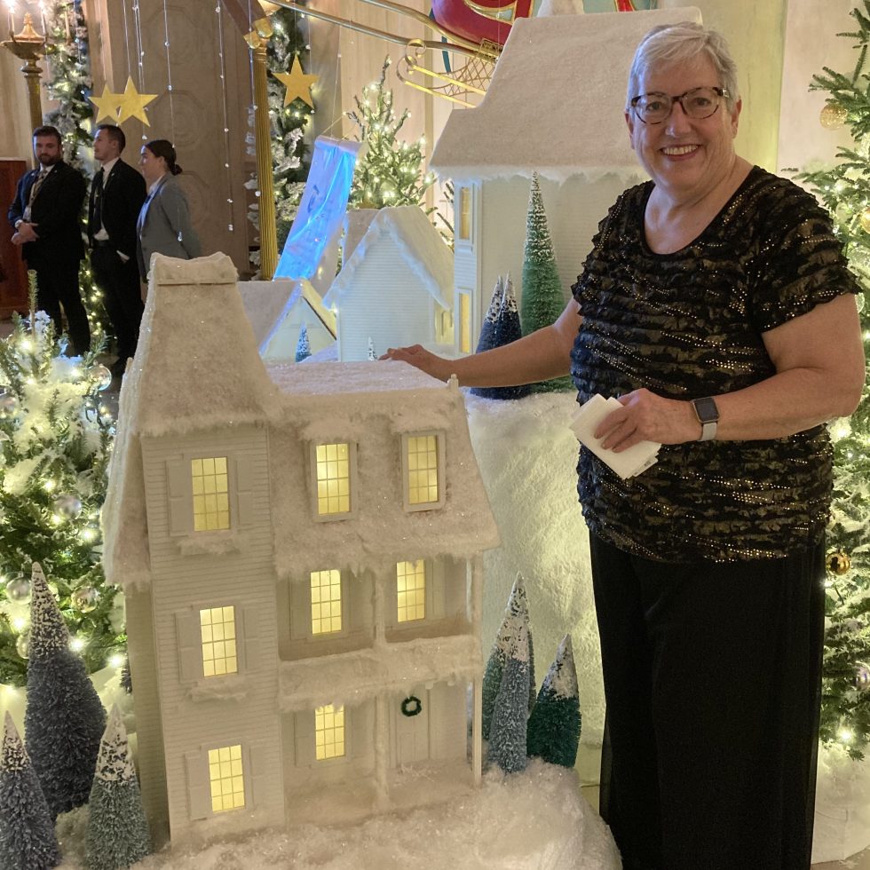 Suburban Artist Invited to Help Decorate the White House for the ...